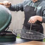 Big Green Egg Cast Iron Grid Lifter | Køb hos Pejsen